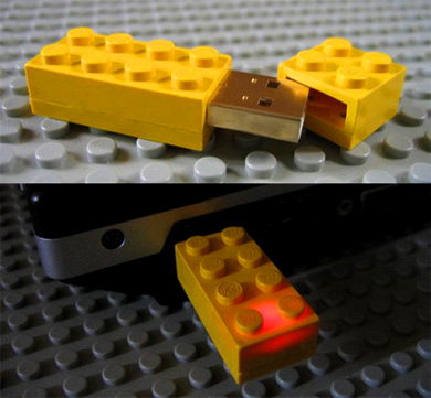 LEGO USB носитель: hi_news — LiveJournal